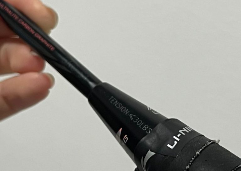 Sering Bingung, Ini Perbedaan Raket Badminton 3U, 4U, dan 5U! - Badmindo